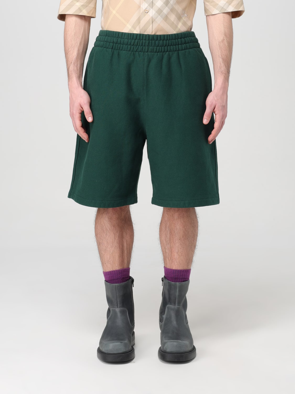 Burberry shorts green store