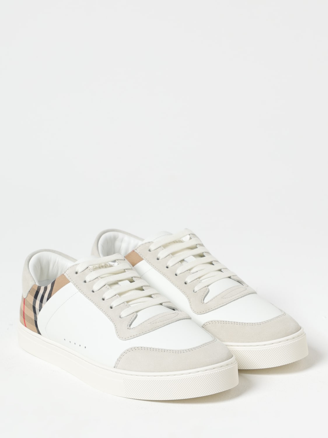 BURBERRY: Sneakers men - White | Burberry sneakers 8069089 online at GIGLIO.COM