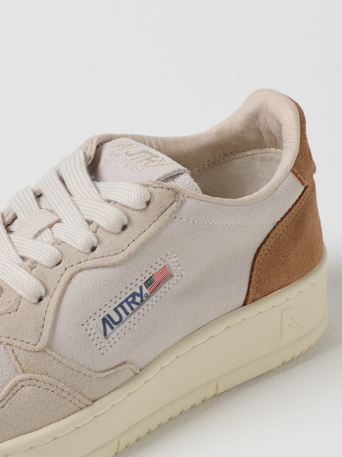 AUTRY: Shoes woman - White | Autry sneakers AULWTS01 online at GIGLIO.COM